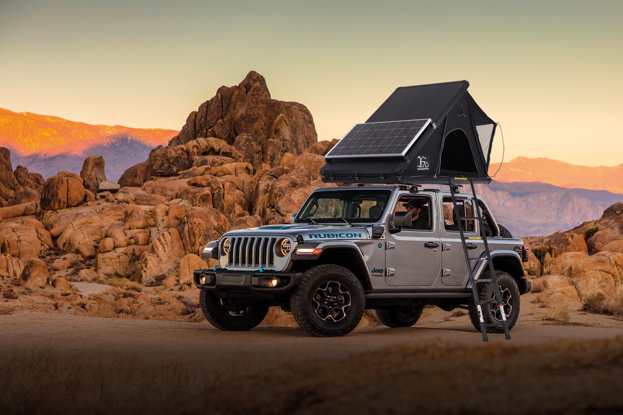 4x4 Camping car truck pop up triangle hardshell rooftop tent – Younghunter