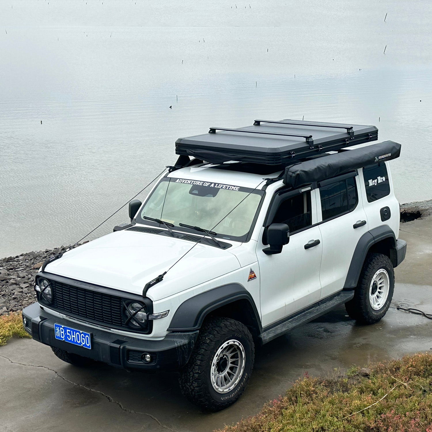 Car Rooftop Camper Overland 4WD SUV Aluminum Rollover Hard Shell Roof ...