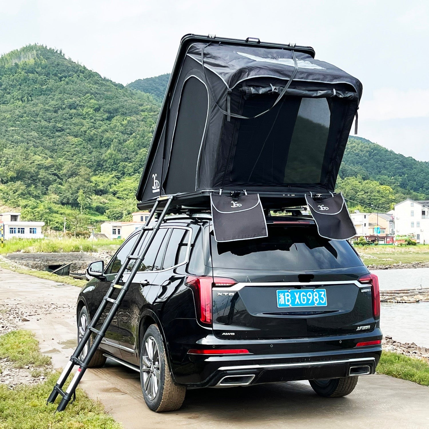 Camping SUV Rooftop Aluminum Hard Shell Car Roof Tent – Younghunter